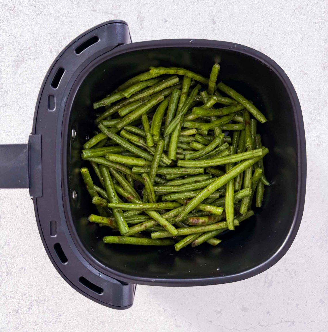 Grüne Bohnen aus der Heißluftfritteuse
