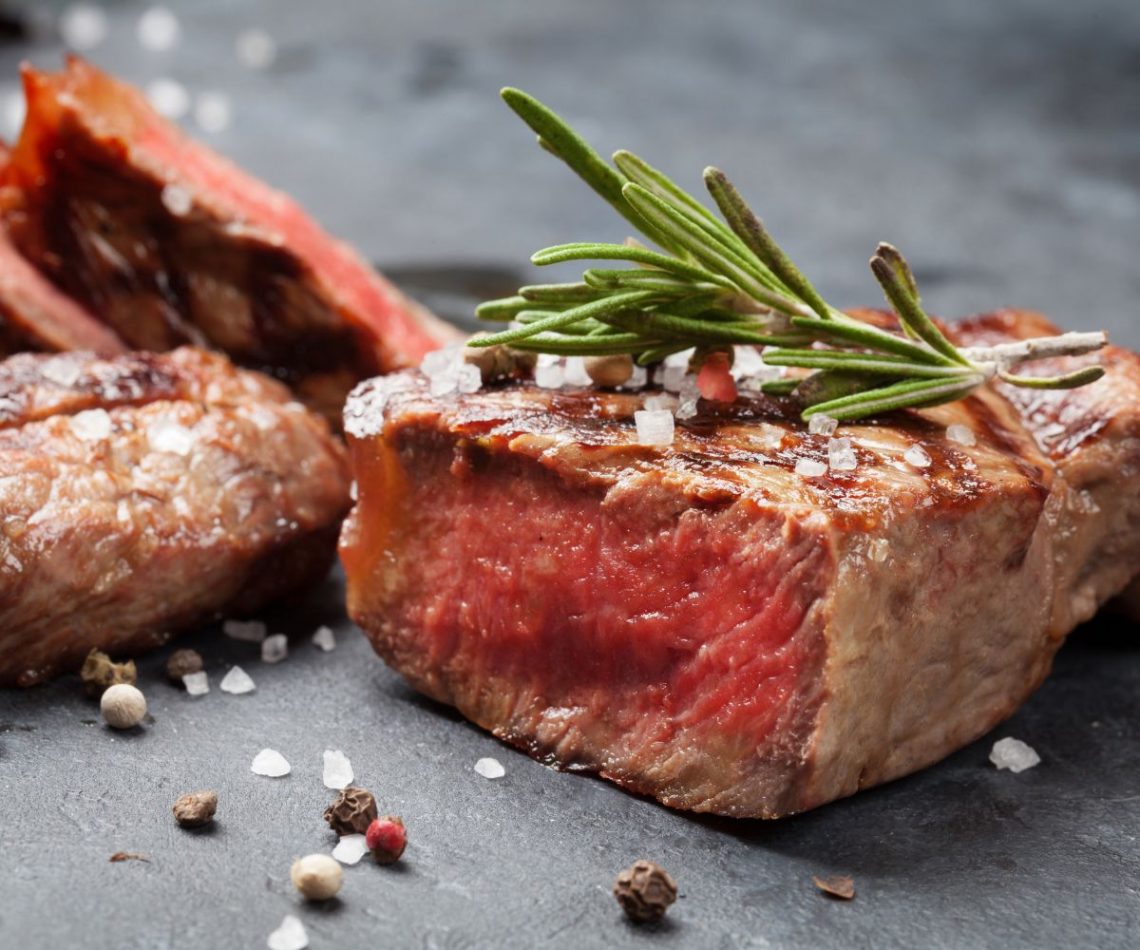 Steak richtig braten: So gelingt dir das perfekte Steak zu Hause
